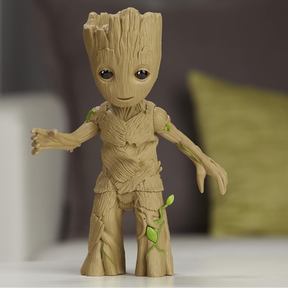 Marvel | Accessories | Marvel Guardians Of The Galaxy Dancing Groot ...